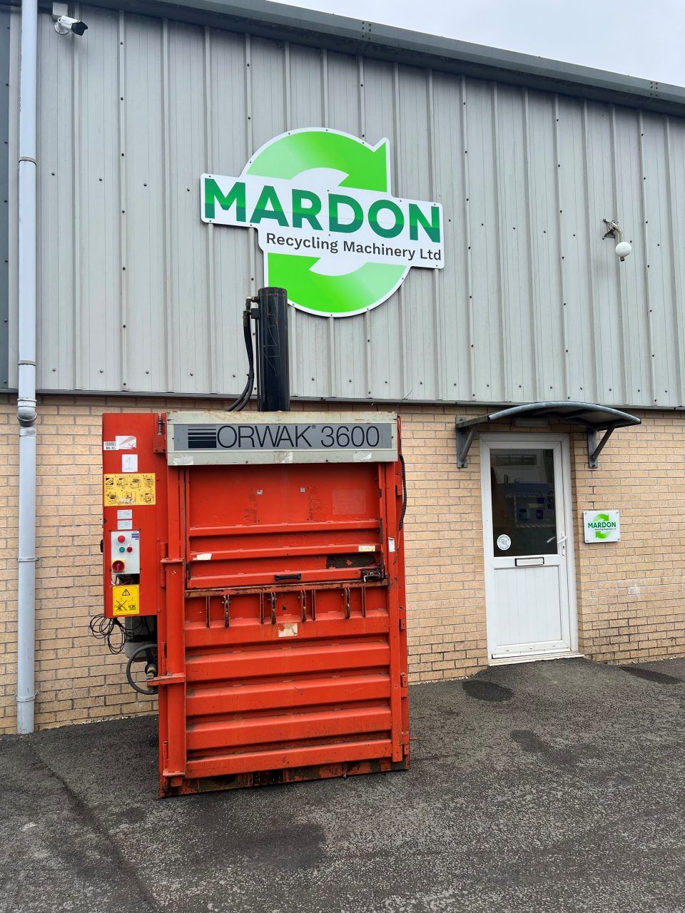 Orwak 3600 Baler (SOLD) - Mardon Balers